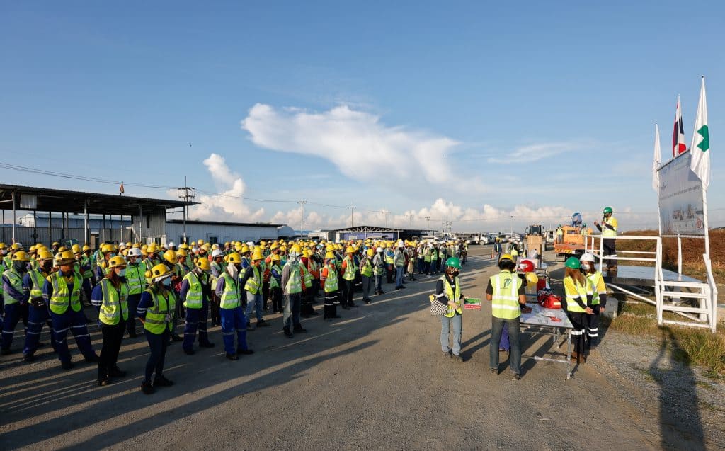 ฉลองความสำเร็จปฏิบัติงานครบ 5 ล้าน ชั่วโมงความปลอดภัย - Tipco Asphalt